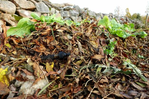 How Much Mulch Do I Need? – Sara's Kitchen Garden