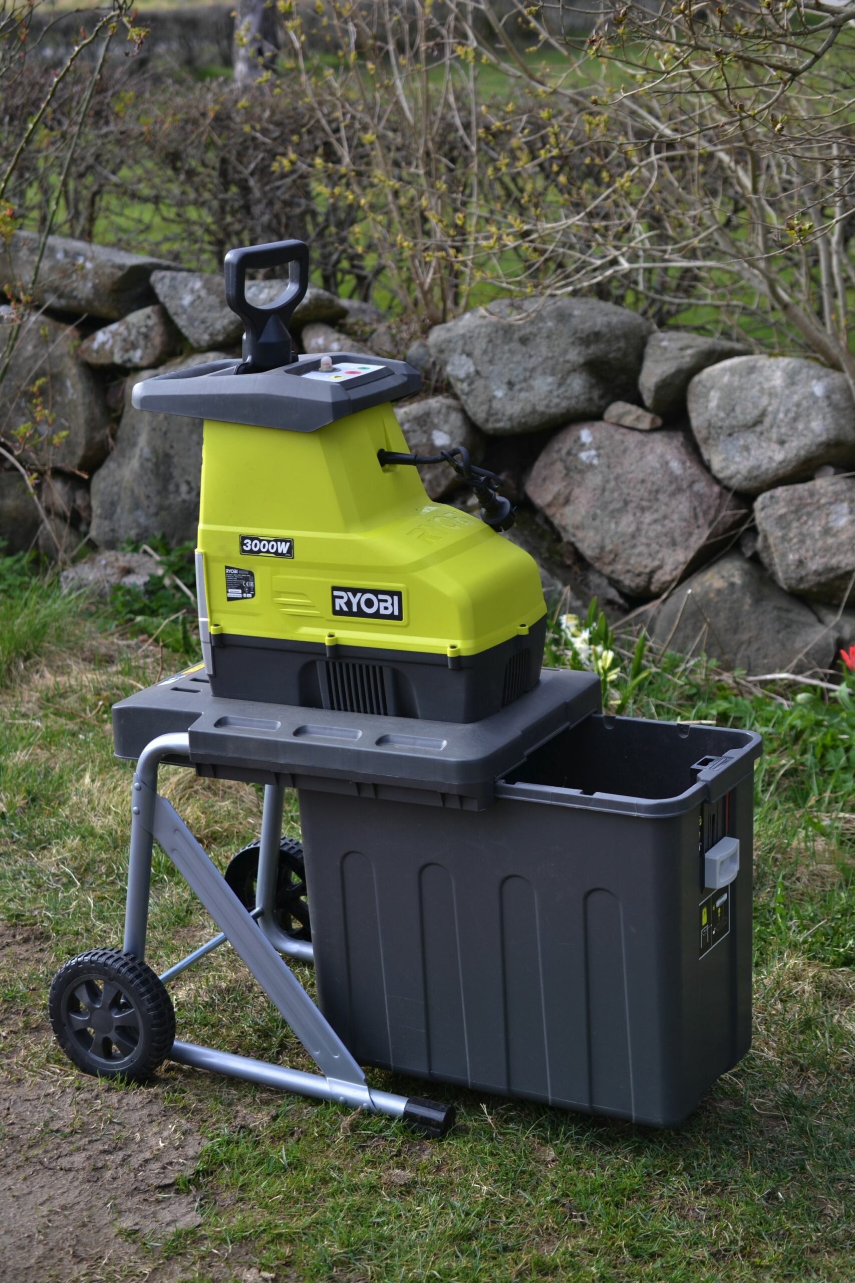 Using a Garden Shredder – Sara's Kitchen Garden